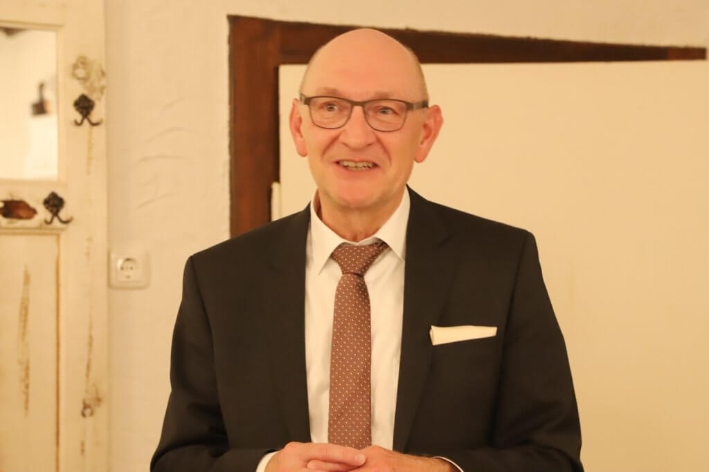 Verabschiedung von Vorstand Walter Engelhardt – Raiffeisenbank im ...